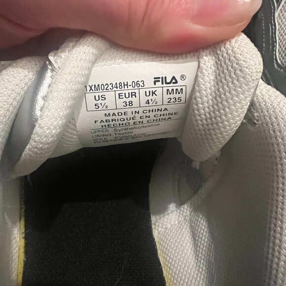 Fila | Shoes | Fila Interun Echappe Ms Silver Moon Us Womens 7 | Poshmark